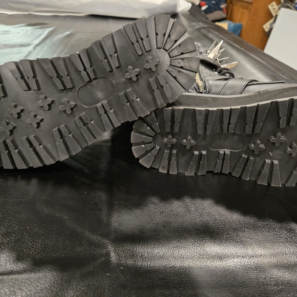 Demonia | Shoes | Demonia Gravedigger Combat Boots | Poshmark